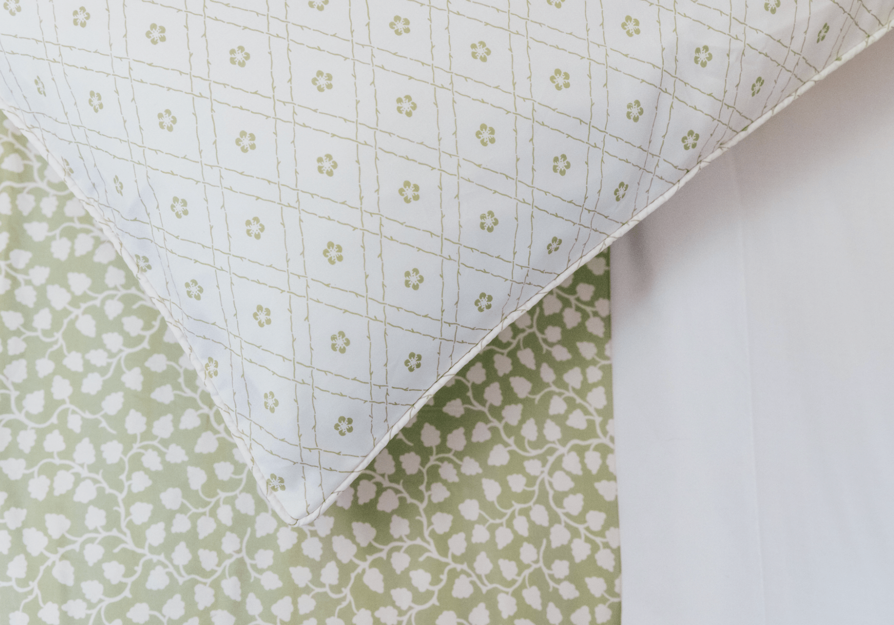 The Libba Grace Sham in Emily in Eloise by Wheaton Whaley Home – GRAY BENKO